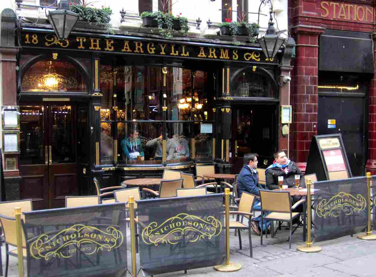 Epic Soho Nights: 11 Must-Visit Best Pubs in Soho